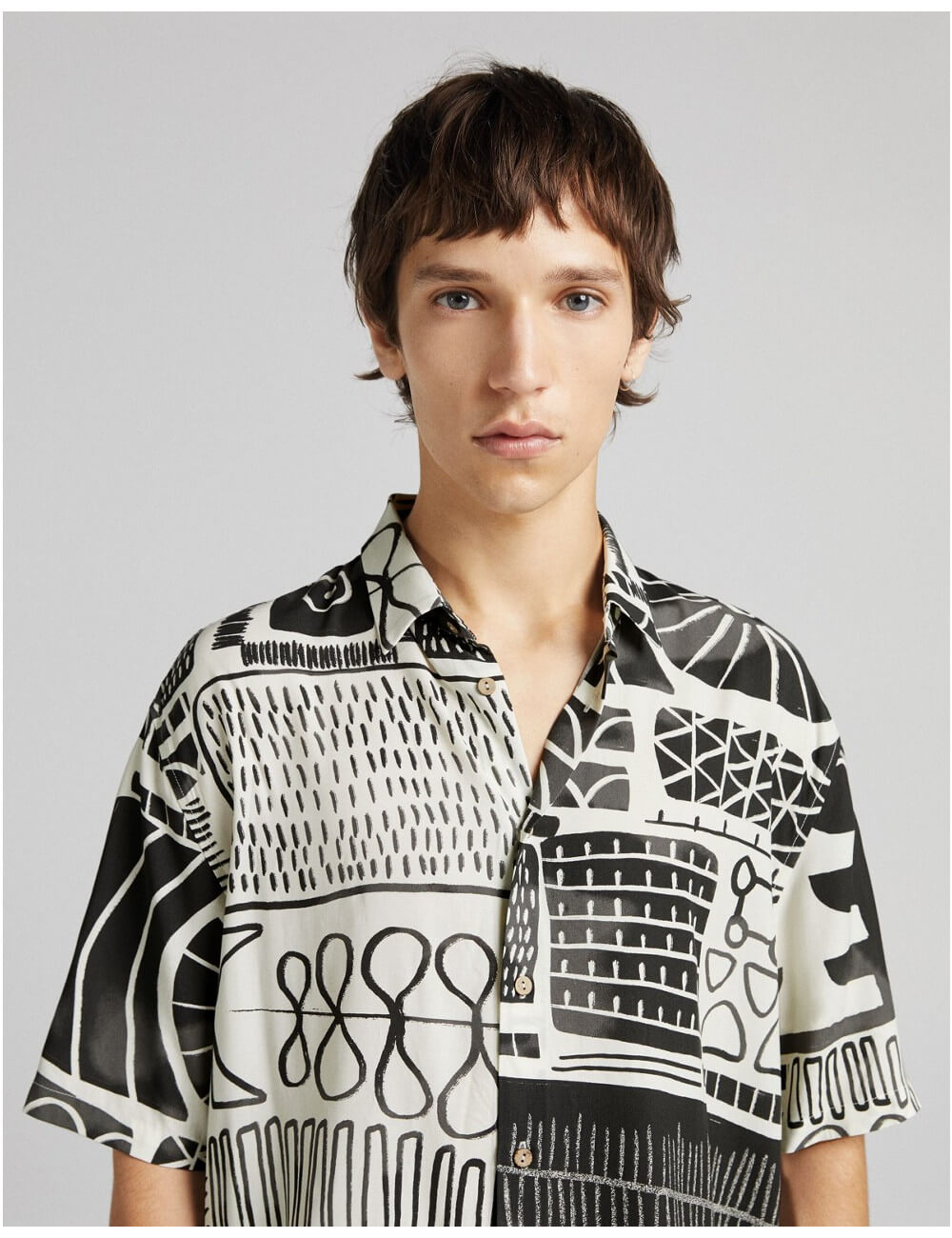 Geo Print In D Line Black & White Shirt – Roar Fox
